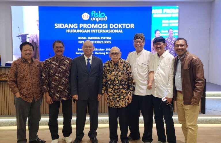 Rizal Darma Putra Raih Doktor Hubungan Internasional Universitas Padjadjaran dengan Cum Laude ...